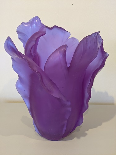 Daum large Tulip vase in ultraviolet – Modele's Home Furnishings